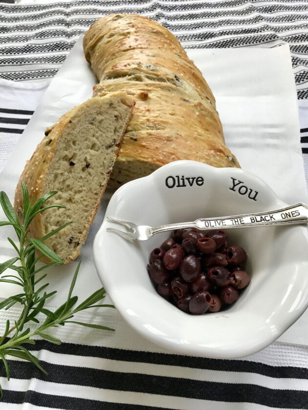Easy Homemade Yeast Bread (with video)